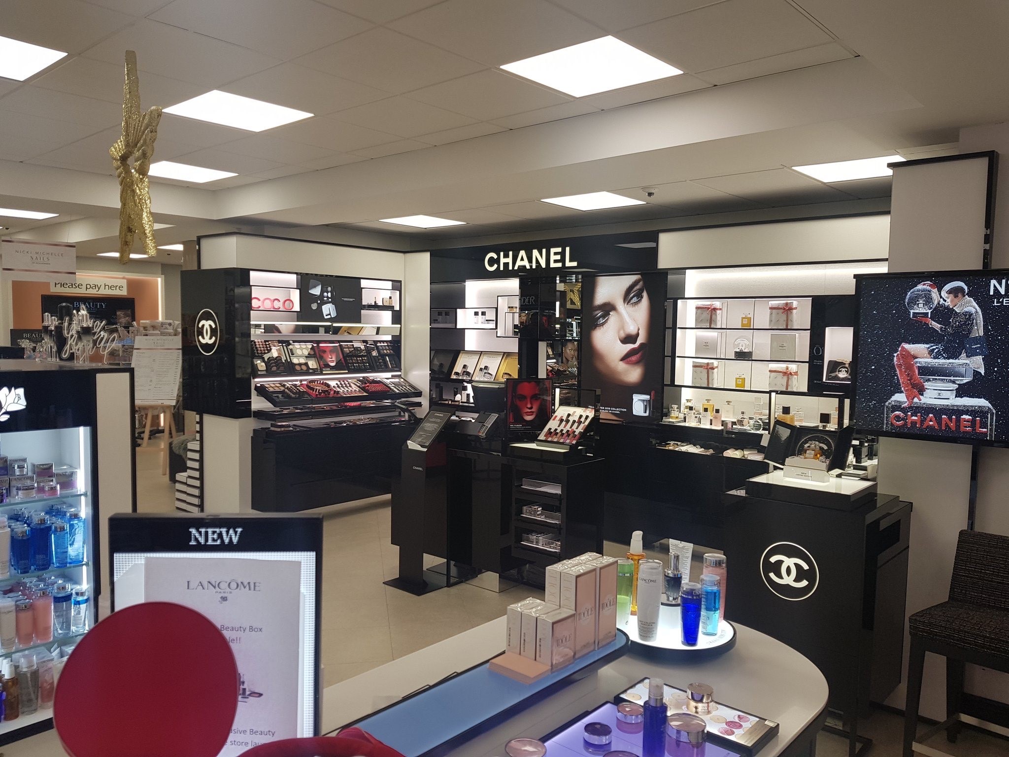 The famous McElhinney's of Ballybofey